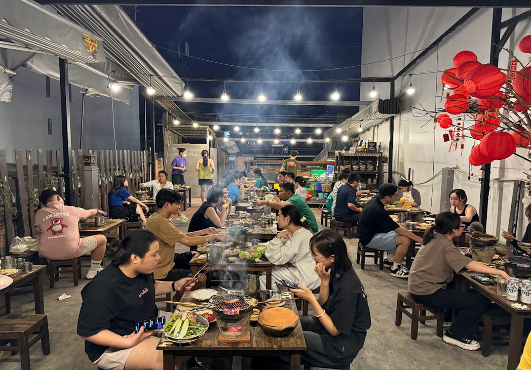 EXPLORE TOP 5 GREATEST STREETS FOR STREET FOOD IN SAIGON – SAIGON TASTE ...